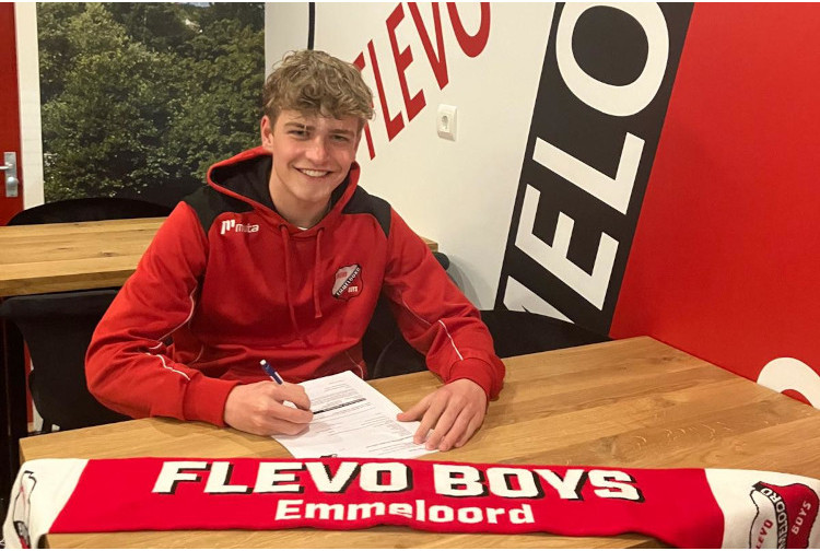 Talentvolle trainers verlengen hun verblijf bij Flevo Boys | Flevo Boys